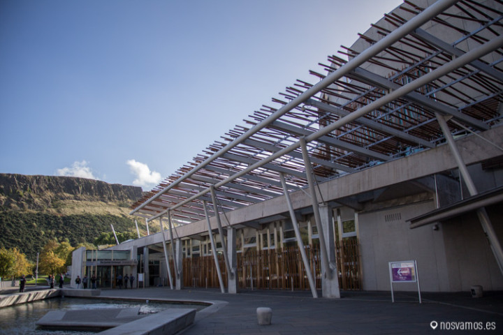 Visitar el parlamento escocés